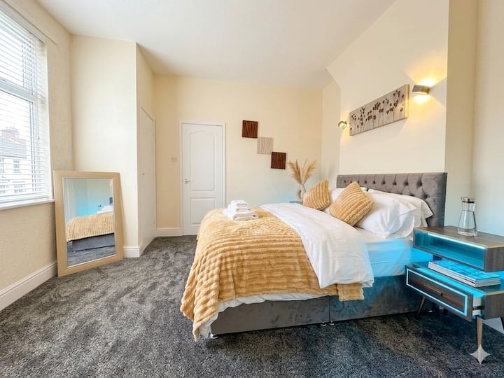 Stylish 1br | Free Parking & Smart Tv - Stoke-on-Trent