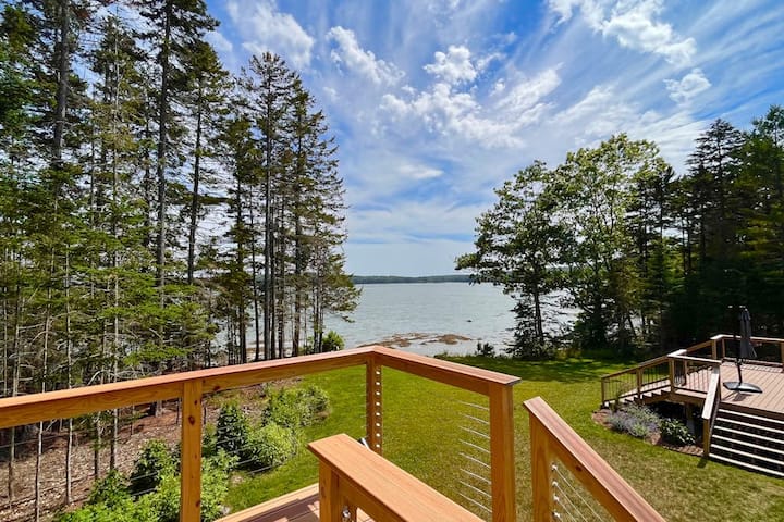 Newly-built 1br Oceanfront | Balcony - Damariscotta, ME
