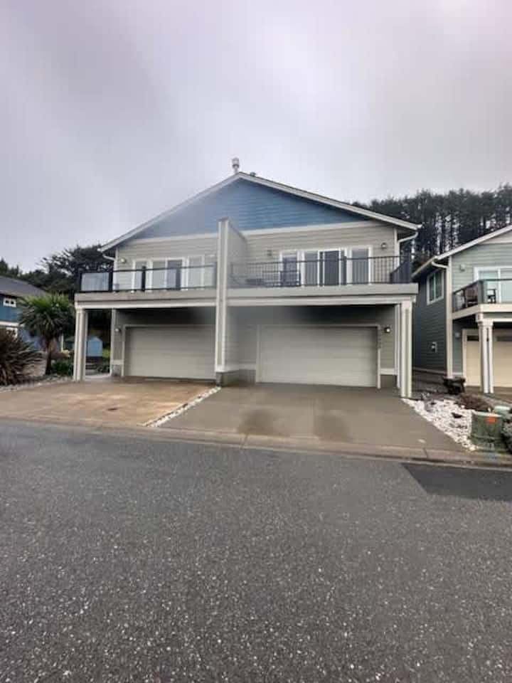 Ocean Breezes At Sebastian Shores - Gold Beach