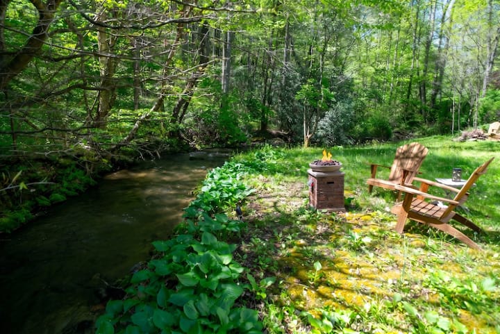 Creekside Living | Fish, Relax, Recharge - Calderwood Lake, TN