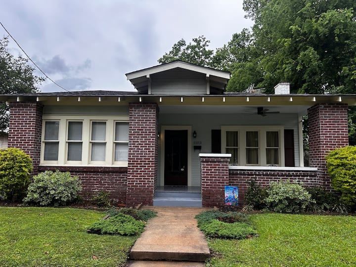 The Whimsical House On 3rd - Monroe, LA
