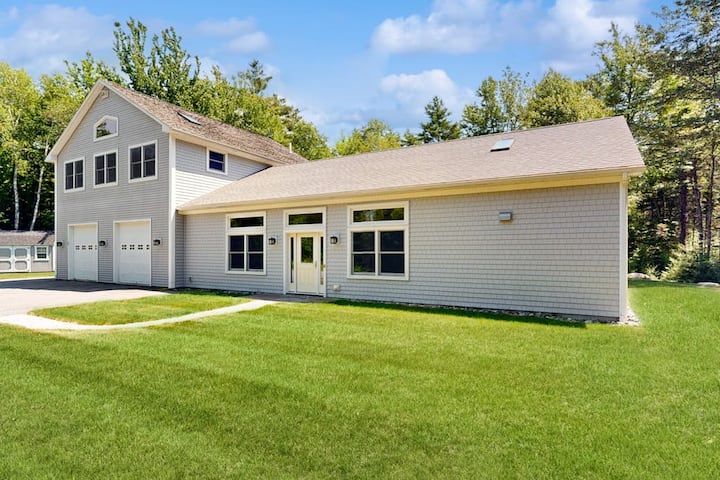 Renovated 4br | Deck | Game Room | W/d - Bar Harbor, ME