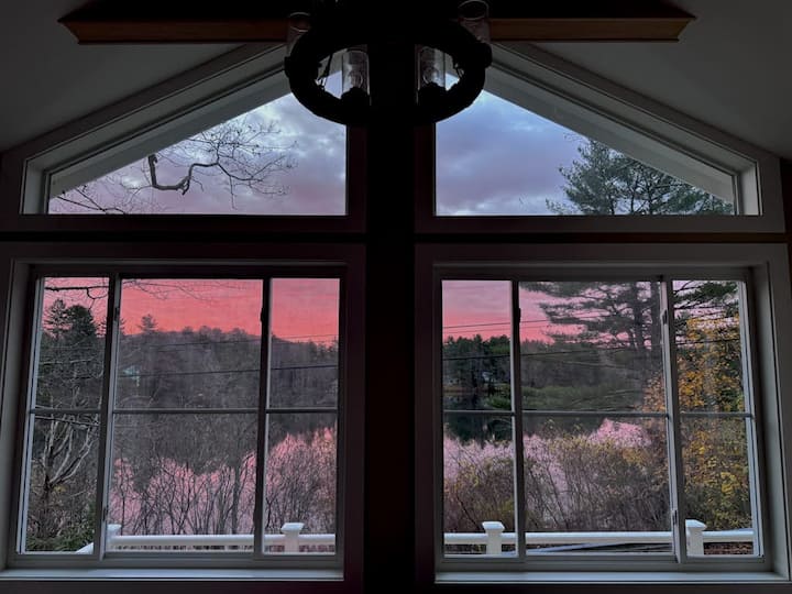 2br Charming Cottage With A Spacious Deck - Camden, ME