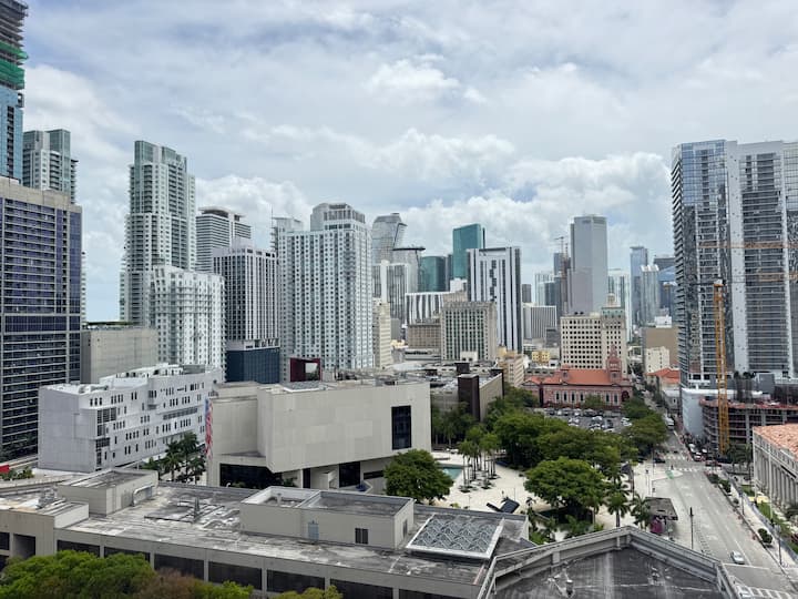 Skyline Family Suite 501 Downtown Miami View - Miami, FL