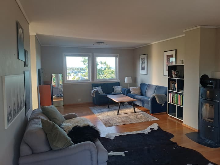Nyoppusset Enderekkehus, 3 Sov | Elbillader - Kristiansand