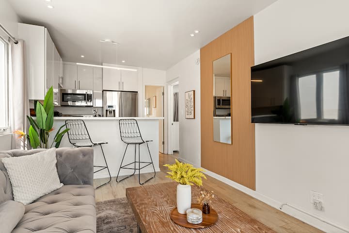 Venice Oceanfront W Rooftop-w/d & Private Parking - Venice Beach