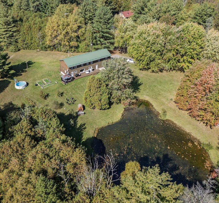 Exclusive Nature Retreat With Pond, Sauna And Pool - Port Hope