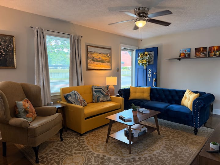 The Van Gogh House - Creatively Unwind With Us! - Elizabethtown, KY