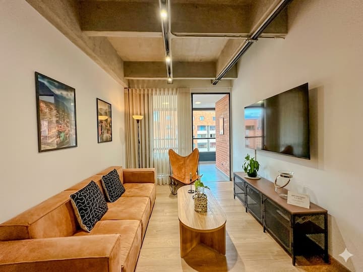 Modern Apartment With Balcony | Near El Poblado - Sabaneta