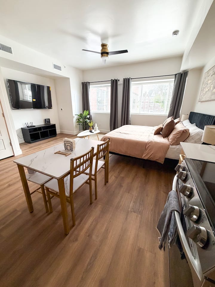 King Studio/downtown/secured Parking/wi-fi/htub - Tracy Aviary & Botanical Gardens