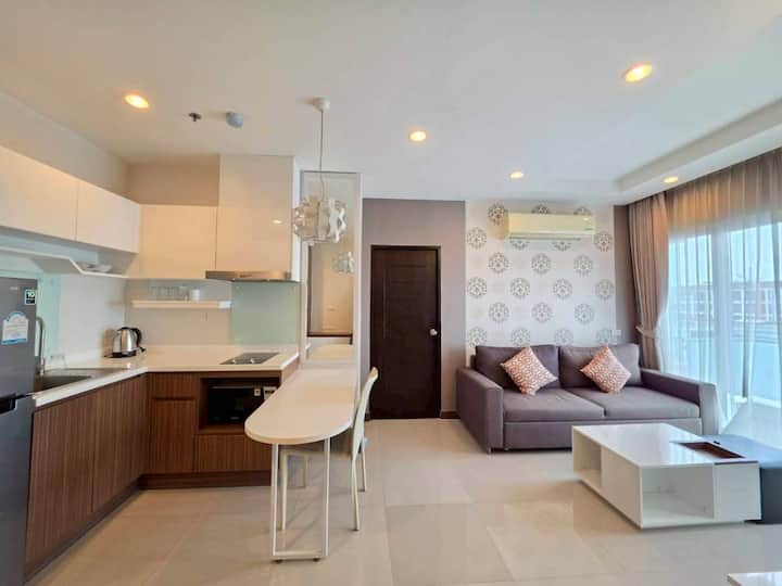 Bright Private Modern Condo, Cozy And Stylish Stay - Chiang Mai