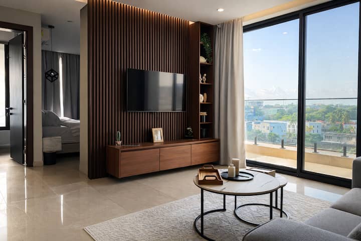 Modern Luxury 1br Apt Osu, Pool, Gym & Balcony (D) - Ghana
