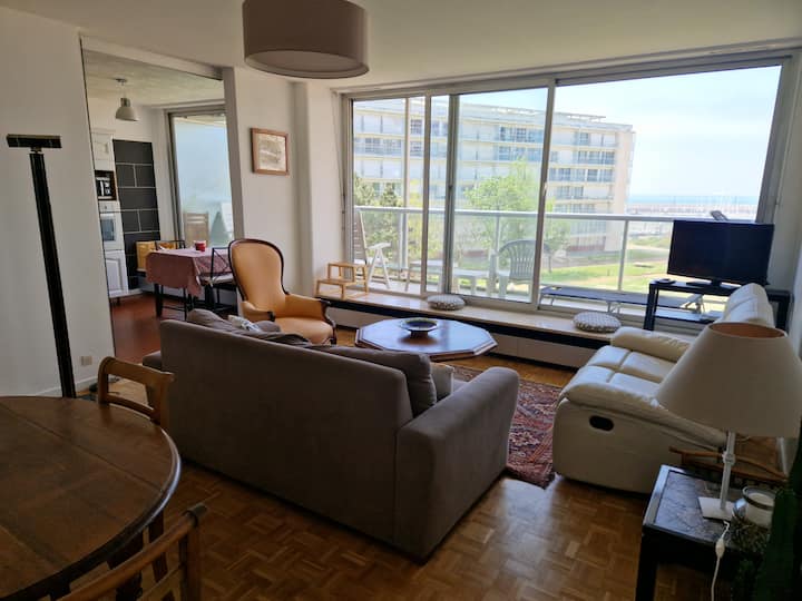 Trois Chambres, Convivial, Face à La Mer - Octeville-sur-Mer