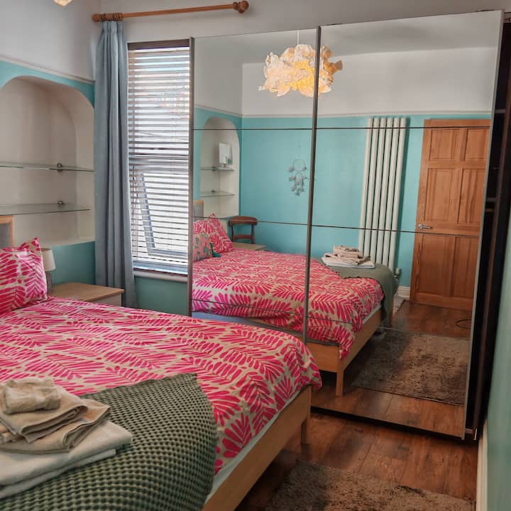 Relaxing Ocean City Apartment With Parking. - Plymouth