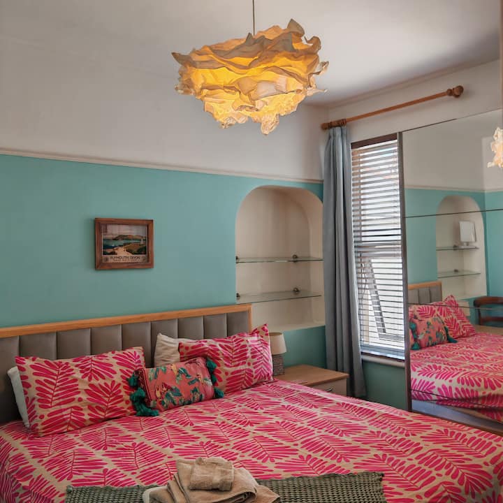 Relaxing Ocean City Apartment With Parking. - Plymouth
