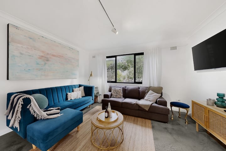 Beachside 1-bed Retreat With Parking Cronulla - Cronulla