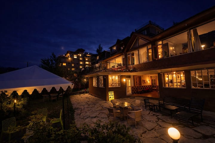 2 Cottages With Lawn Area - Manali