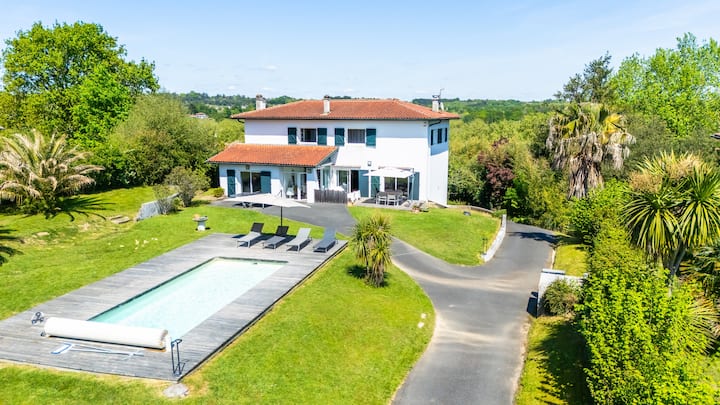Villa Joana - Piscine, Grand Jardin, 4 Chambres - Saint-Jean-de-Luz