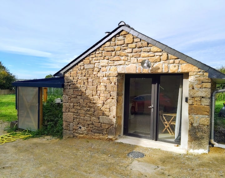 Studio En Pierres Avec Cuisine éQuipée, Terrasse. - Plouarzel