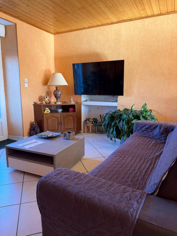 Petite Villa à La Campagne - 6 Personnes - Haute-Loire
