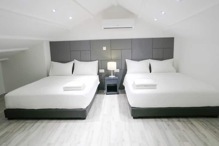 Central 2qb Room Suite/wifi @Somerset/orchard Area - Singapore