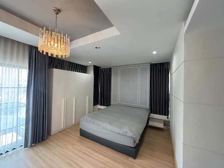 395/89 Milano Townhome - Si Racha
