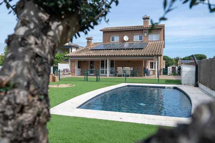 Escapada De Lujo En Girona - Costa Brava (Spain)