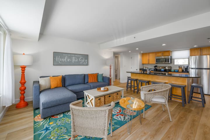Newly Renovated Opal Condo Dewey's Best Location - Rehoboth Beach, DE