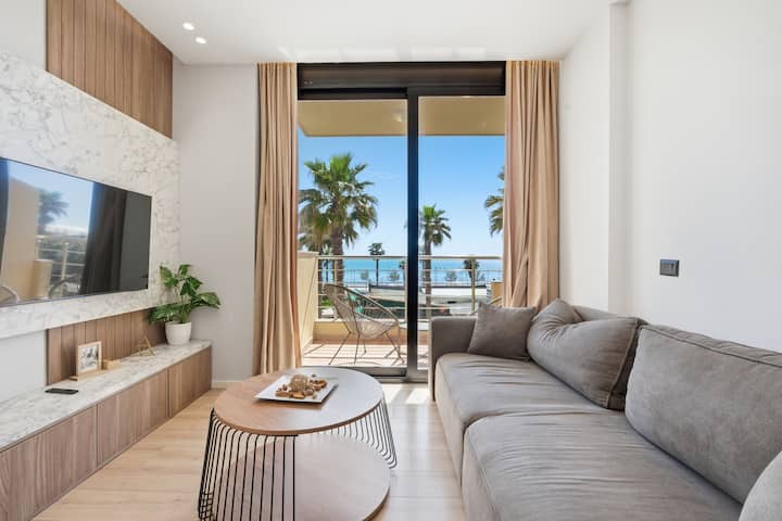 Luxury 2br Apt With Iconic Sea And Palm Views - Albania