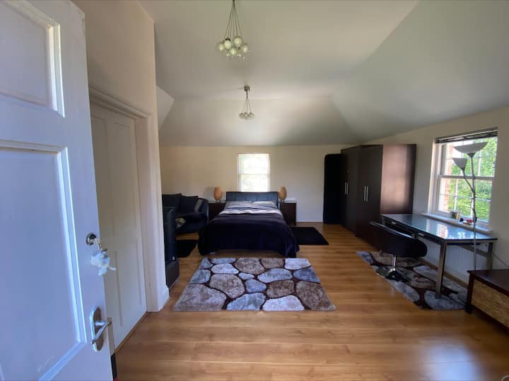 Studio Flat Just Outside Of Stratford Upon Avon. - Stratford-upon-Avon