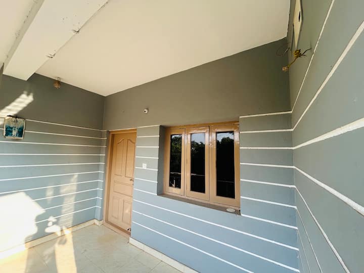 Spacious Family Home Near Airport Road Hubli - Hubli
