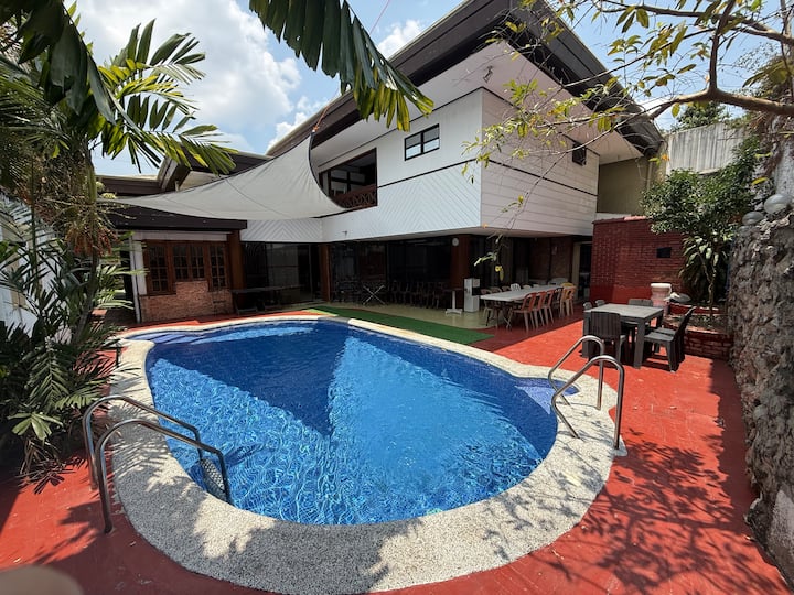 Valor House Private Pool (Day Use 9am To 6pm) - Quezon City