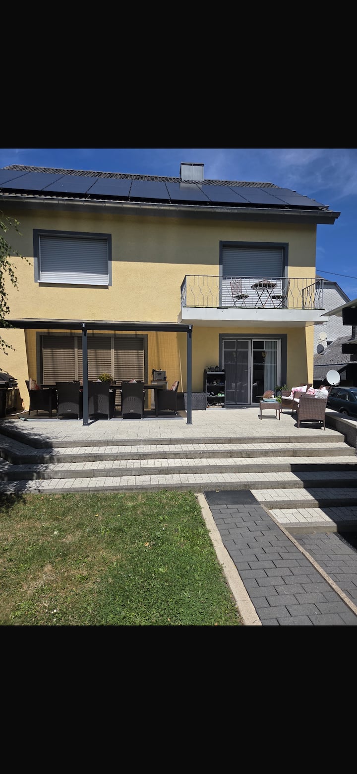 200 M² Haus Nahe Airport Gaierlay, Weinberge Mosel - Hahn
