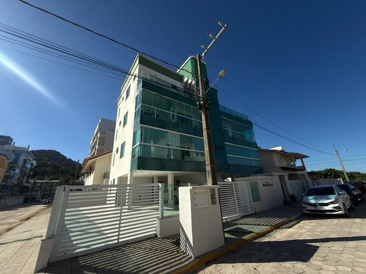 Cód 62- Cobertura Com Ampla Vista Para O Mar. - Governador Celso Ramos