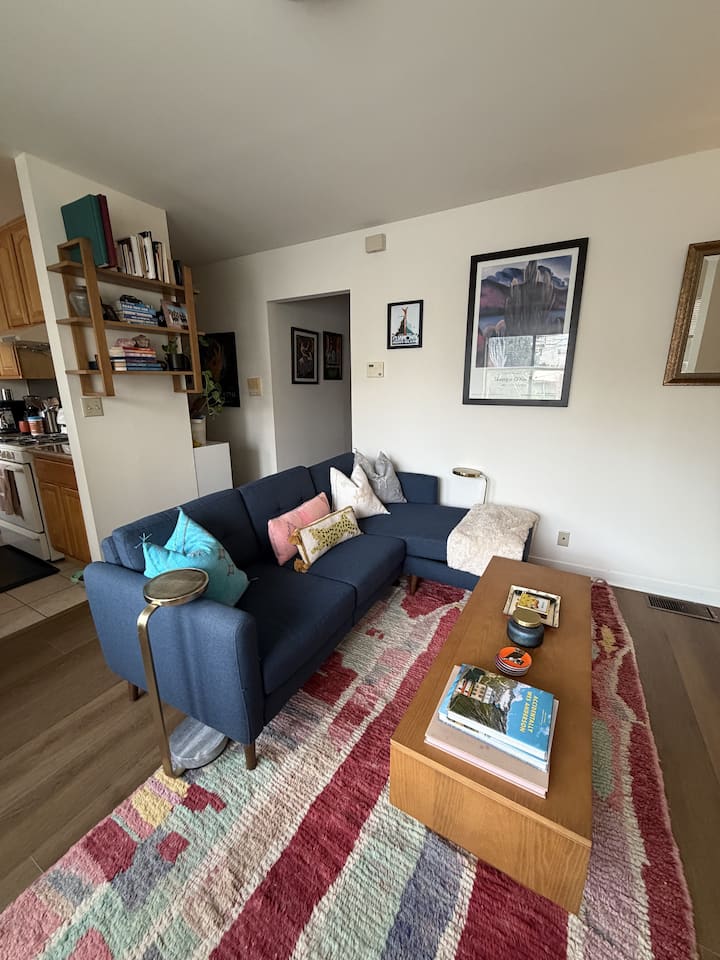 Russian Hill Hideaway | Free Parking - Mission District - San Francisco