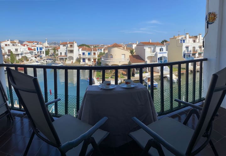 Ampuria Vistas Al Canal - Empuriabrava