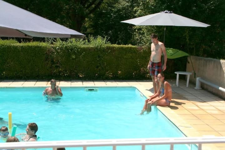 Zecamping 3* Gite 58m² Piscine - Puy-l'Évêque