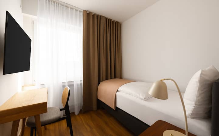 Düsseldorf Pionierstraße | Classic Single Room - Düsseldorf