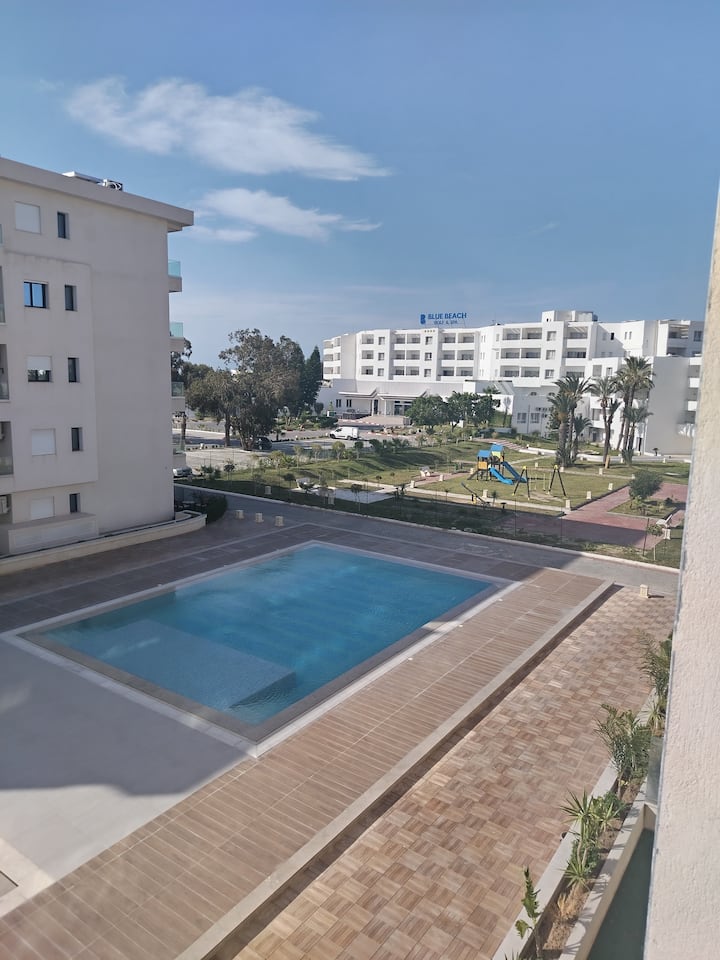 C21
Escaped De Luxe - Monastir