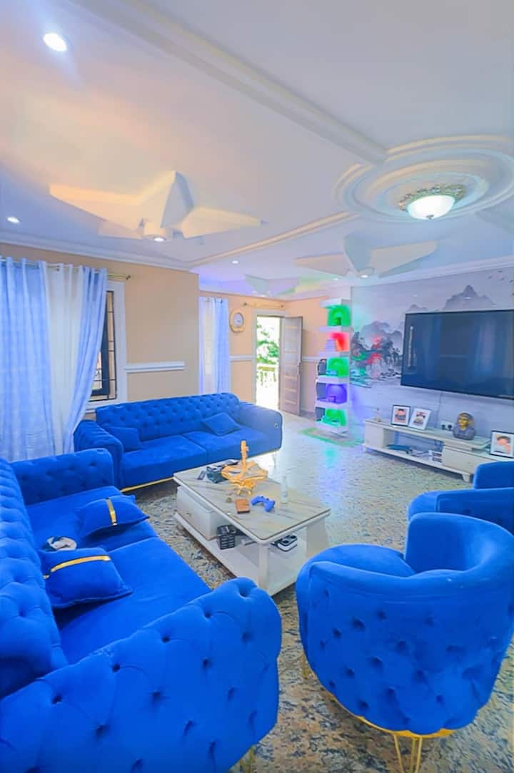 Vacation Renting In Freetown - Freetown