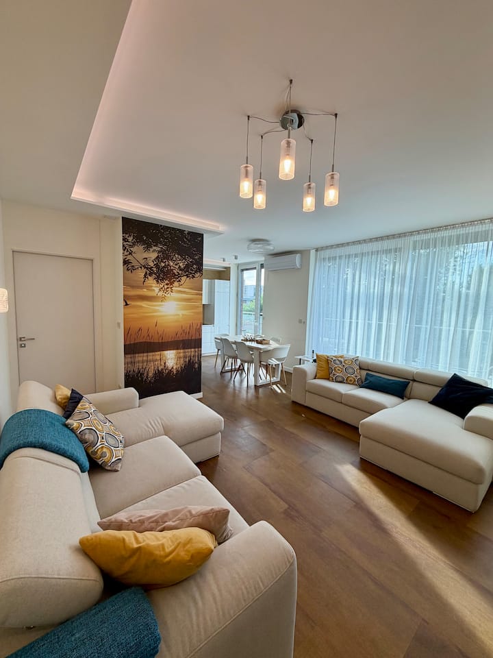 Luxury Penthouse - Rooftop Jakuzzi - Lake View - Siófok