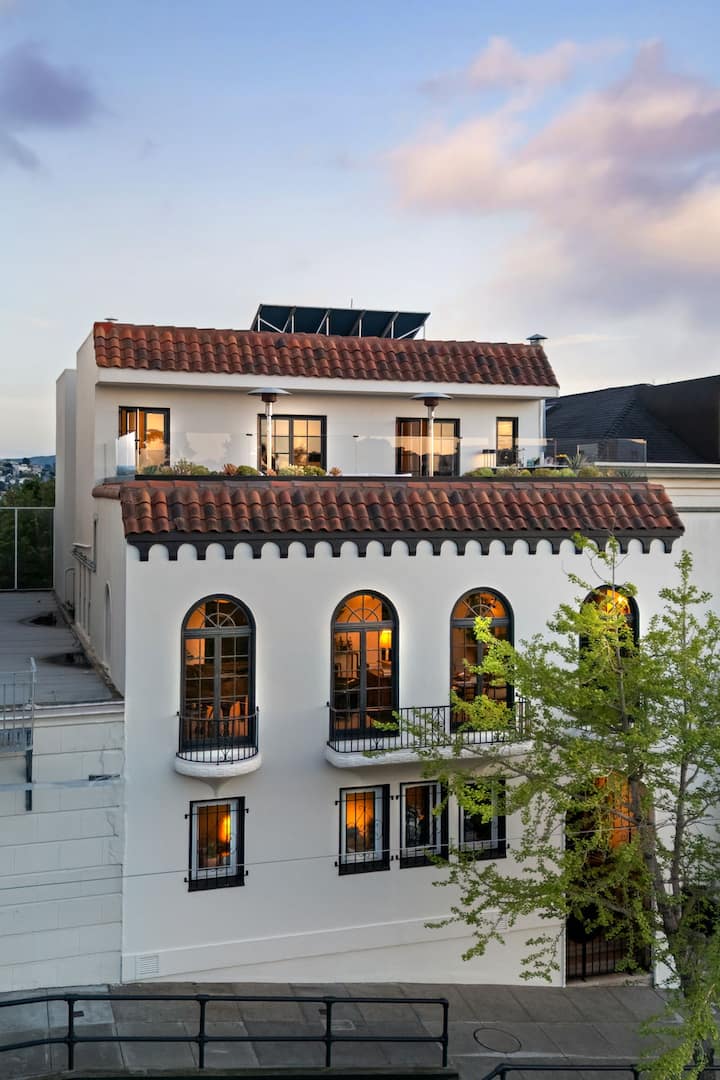The Hayes Residence | Luxury Private Stay - San Francisco, CA