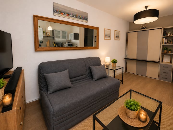 Logement Entier :Cap D'agde, France, Piscine, Clim - Agde