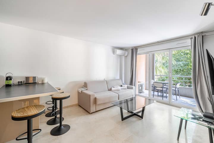 Magnifique Appartement - 1br-4p- Parking Et Balcon - Le Cannet