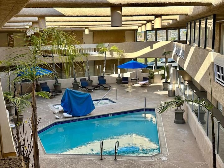 Deluxe 2 Queen Stay By Pier W/ Free Breakfast - Long Beach, CA