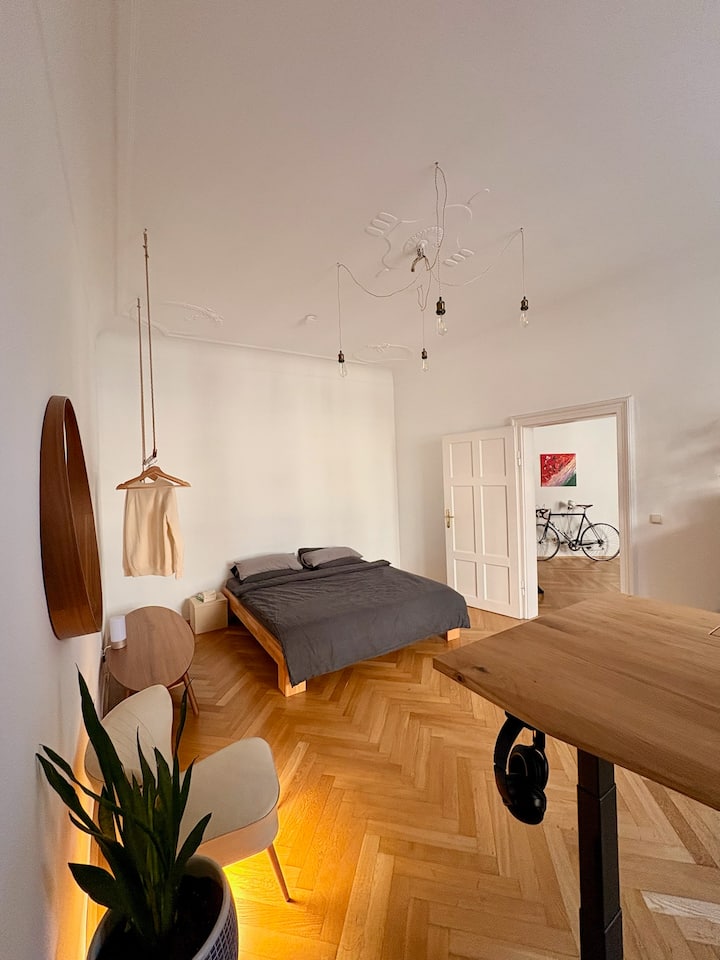 Urban & Charmant: Altbau-highlight In Schwabing - Karlsfeld