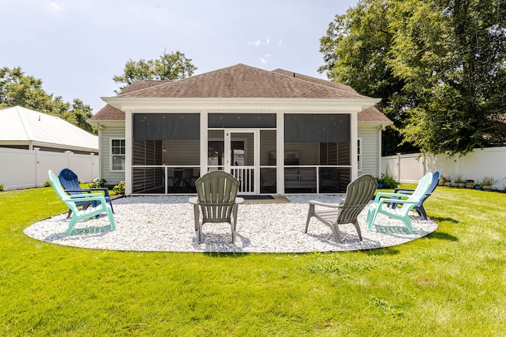 Home In Murrells Inlet, Golf, Boats, Dining & More - Murrells Inlet, SC