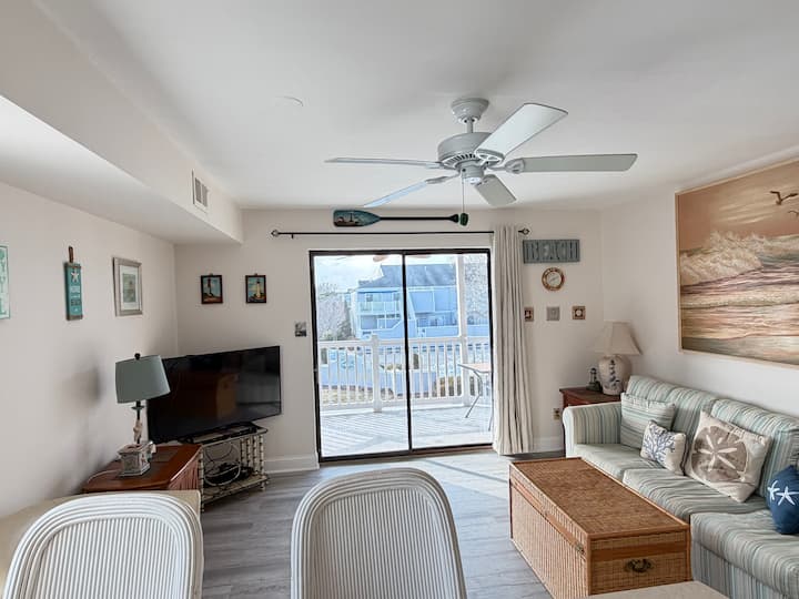 Cozy Condo Near Beach - Ocean City, MD