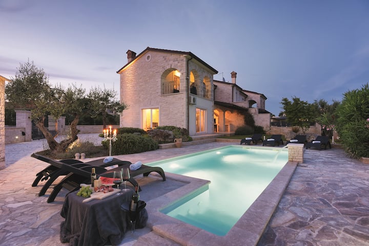 Villa Branka S Jacuzzijem I Pogledom Na More - Rovinj