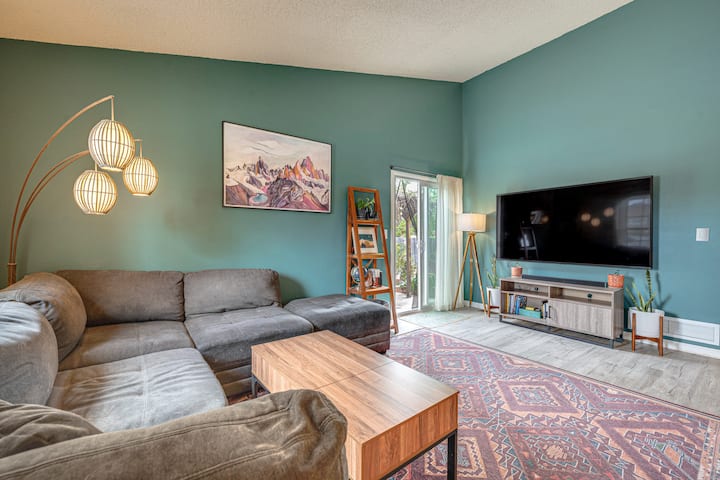 Steps To Dog Park! Westminster Home W/ Fire Pit - Westminster, CO